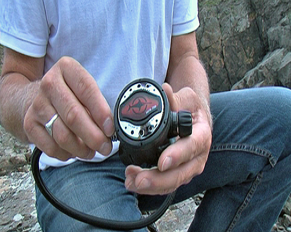 EXCLUSIVE: Beuchat VR 200 Soft Touch Regulator Video Review | Scubaverse